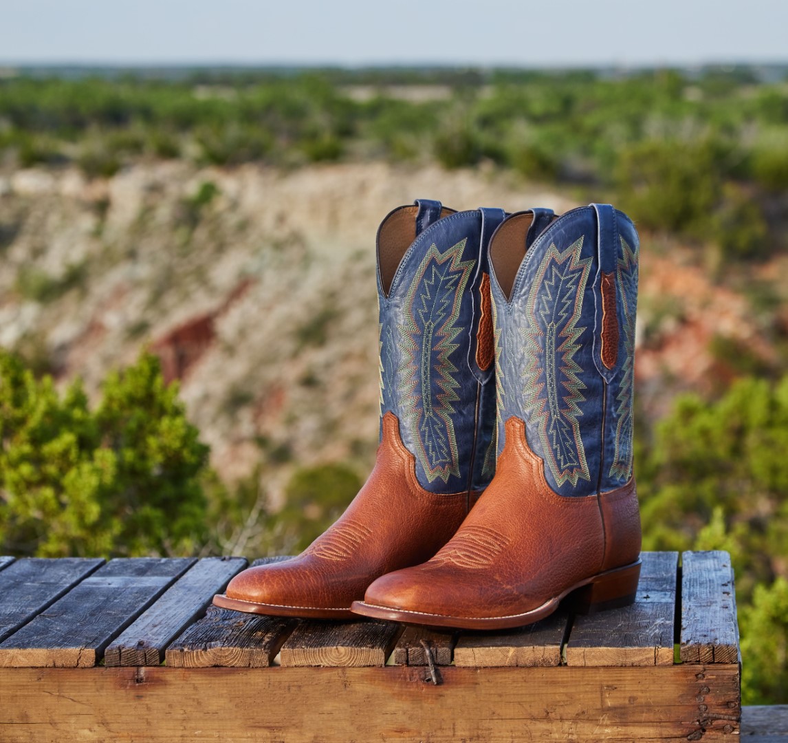 Lucchese Bootmaker – Gustav Schmiege Photography